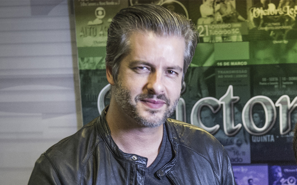 Victor Chaves lança as duas primeiras faixas de seu álbum solo - Festanejo