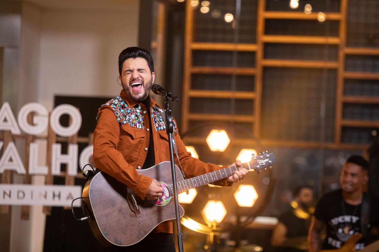 Thiago Carvalho resgata época de ouro da música sertaneja em novo DVD ...